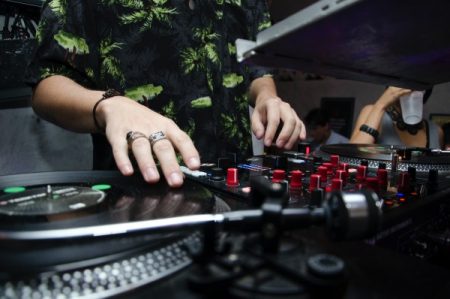 Choose the best DJ services in Atlanta.